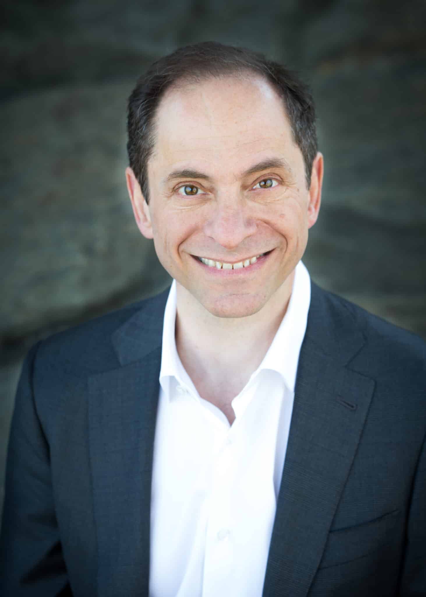 Meet Our Team | Best Therapist in NYC | Holistic Psychologist Near Me ...